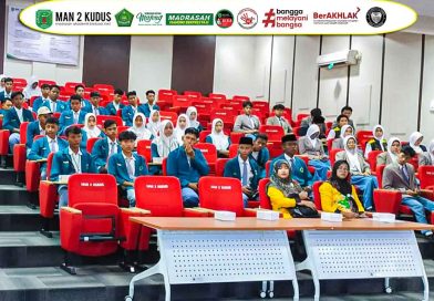 MAN 2 Kudus - Madrasah Akademik Berbasis Riset